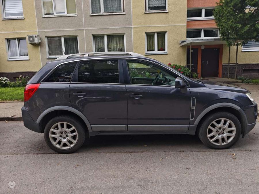 Pelēks Opel Antara 2012 Klaipėda, ar dzinēja tilpumu 2.20 L un nobraukumu 242 tūkst. km par 3850 €, foto 3 vietnē AUTOMOTO.COM.LV