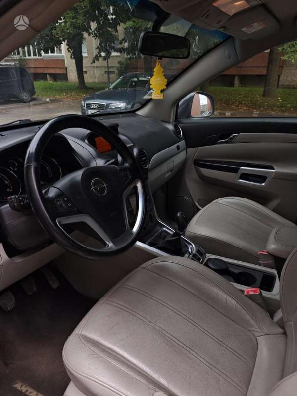 Pelēks Opel Antara 2012 Klaipėda, ar dzinēja tilpumu 2.20 L un nobraukumu 242 tūkst. km par 3850 €, foto 7 vietnē AUTOMOTO.COM.LV