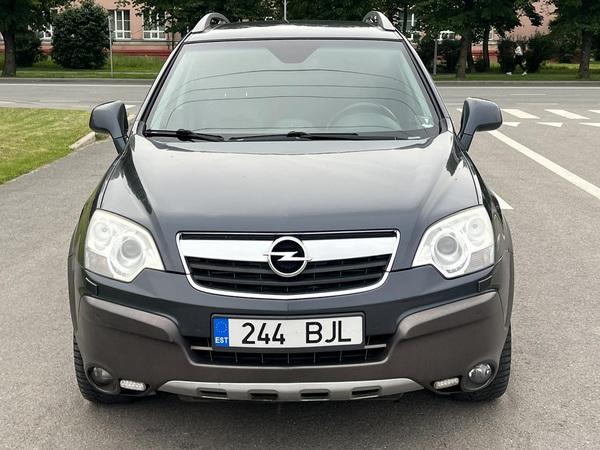 Grey Opel Antara 2007 in Narva, with an engine capacity of 2.00 L and mileage of 235 thousand km for 2499 €, photo 3 on AUTOMOTO.COM.LV
