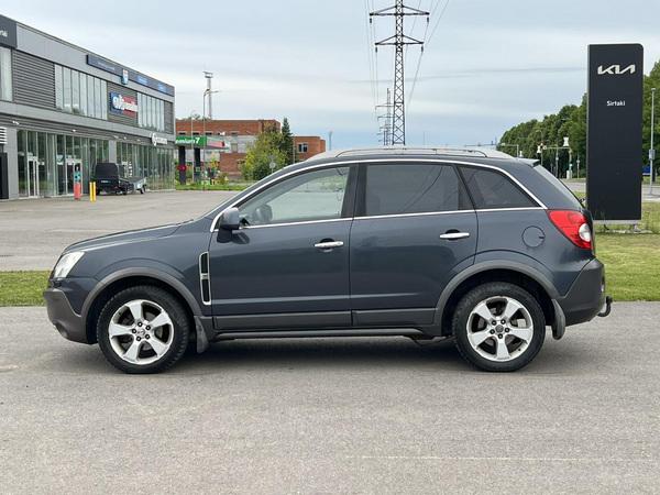 Grey Opel Antara 2007 in Narva, with an engine capacity of 2.00 L and mileage of 235 thousand km for 2499 €, photo 4 on AUTOMOTO.COM.LV