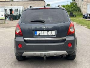 Pelēks Opel Antara 2007 Narva, ar dzinēja tilpumu 2.00 L un nobraukumu 235 tūkst. km par 2499 €, foto 9 vietnē AUTOMOTO.COM.LV