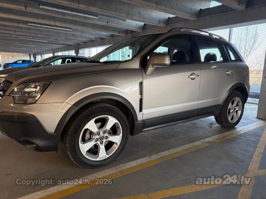 Grey Opel Antara 2009 in Tallinn, with an engine capacity of 2.00 L and mileage of 74 thousand km for 7000 €, photo 3 on AUTOMOTO.COM.LV