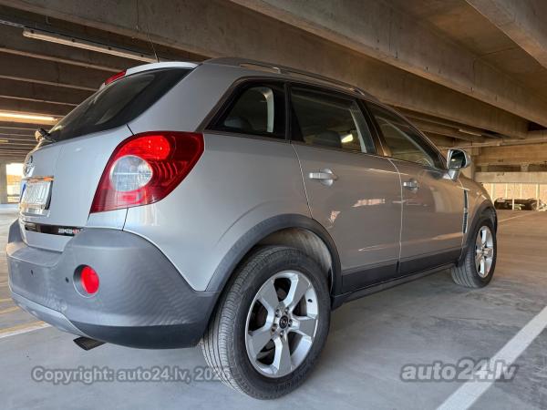 Grey Opel Antara 2009 in Tallinn, with an engine capacity of 2.00 L and mileage of 74 thousand km for 7000 €, photo 9 on AUTOMOTO.COM.LV