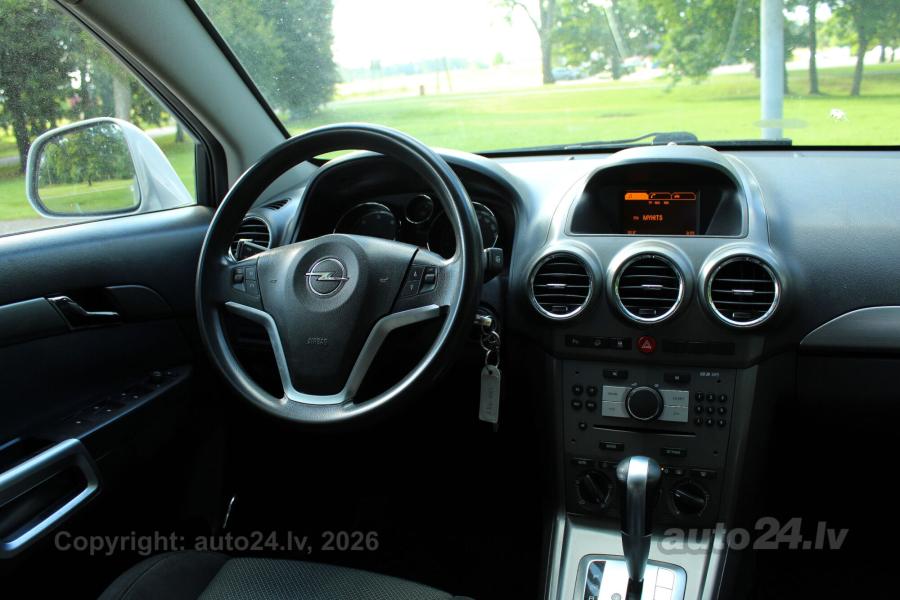 Grey Opel Antara 2009 in Tartu, with an engine capacity of 2.00 L and mileage of 278 thousand km for 2999 €, photo 8 on AUTOMOTO.COM.LV