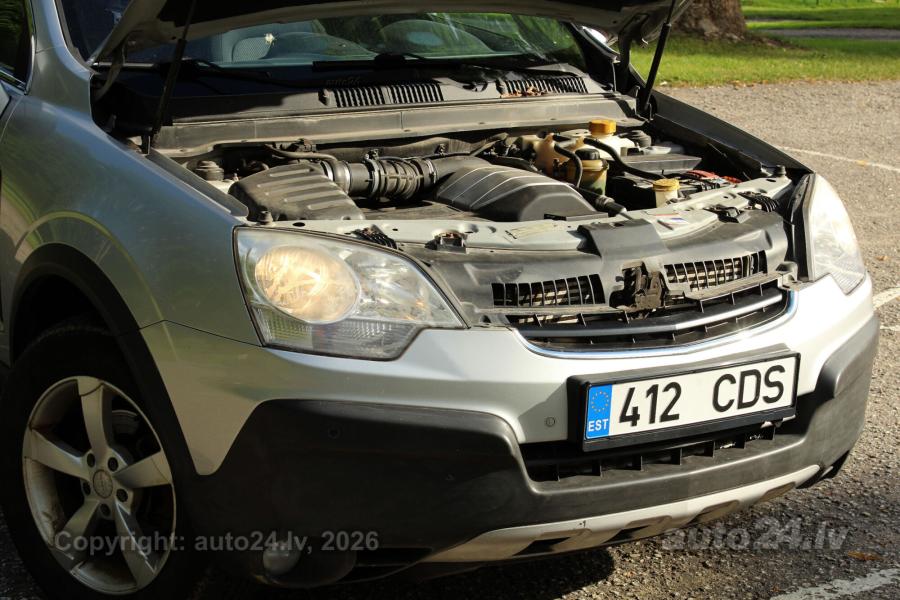Grey Opel Antara 2009 in Tartu, with an engine capacity of 2.00 L and mileage of 278 thousand km for 2999 €, photo 9 on AUTOMOTO.COM.LV