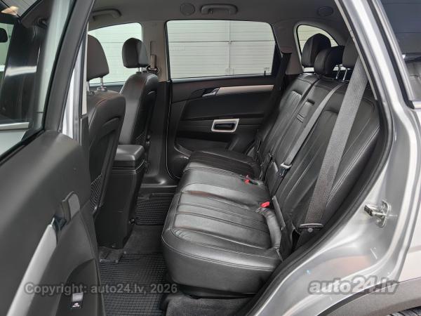 Pelēks Opel Antara 2012 Viljandi, ar dzinēja tilpumu 2.20 L un nobraukumu 130 tūkst. km par 6790 €, foto 10 vietnē AUTOMOTO.COM.LV