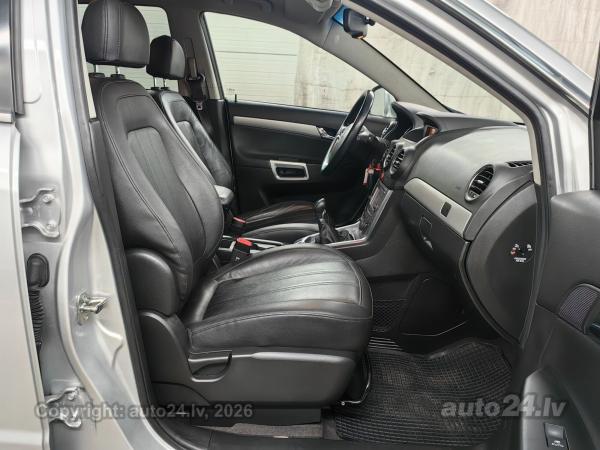 Pelēks Opel Antara 2012 Viljandi, ar dzinēja tilpumu 2.20 L un nobraukumu 130 tūkst. km par 6790 €, foto 11 vietnē AUTOMOTO.COM.LV