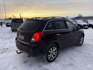 Red Opel Antara 2014 in Taurage, with an engine capacity of 2.23 L and mileage of 197 thousand km for 5000 €, photo 5 on AUTOMOTO.COM.LV