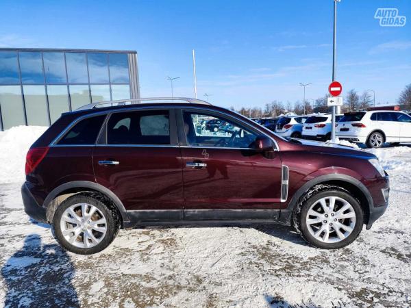 Red Opel Antara 2014 in Siauliai, with an engine capacity of 2.20 L and mileage of 197 thousand km for 6550 €, photo 6 on AUTOMOTO.COM.LV