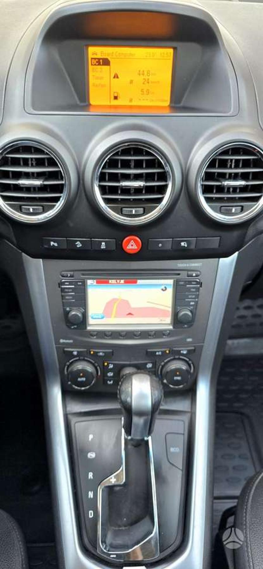 Red Opel Antara 2014 in Kretinga, with an engine capacity of 2.23 L and mileage of 184 thousand km for 6150 €, photo 7 on AUTOMOTO.COM.LV