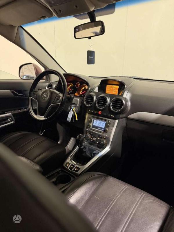 Sarkans Opel Antara 2015 Klaipėda, ar dzinēja tilpumu 2.23 L un nobraukumu 195 tūkst. km par 6999 €, foto 2 vietnē AUTOMOTO.COM.LV