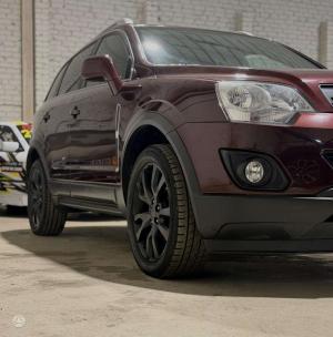 Red Opel Antara 2015 in Klaipeda, with an engine capacity of 2.23 L and mileage of 195 thousand km for 6999 €, photo 19 on AUTOMOTO.COM.LV
