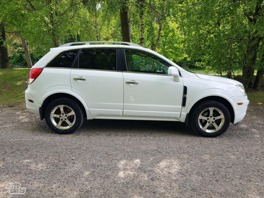 White Opel Antara 2009 in Vilnius, with an engine capacity of 3.60 L and mileage of 278 thousand km for 2699 €, photo 3 on AUTOMOTO.COM.LV
