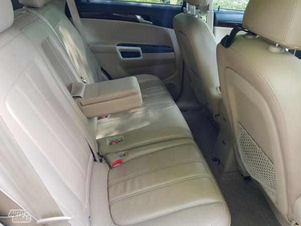White Opel Antara 2009 in Vilnius, with an engine capacity of 3.60 L and mileage of 278 thousand km for 2699 €, photo 9 on AUTOMOTO.COM.LV