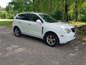 White Opel Antara 2009 in Vilnius, with an engine capacity of 3.60 L and mileage of 278 thousand km for 2499 €, photo 5 on AUTOMOTO.COM.LV