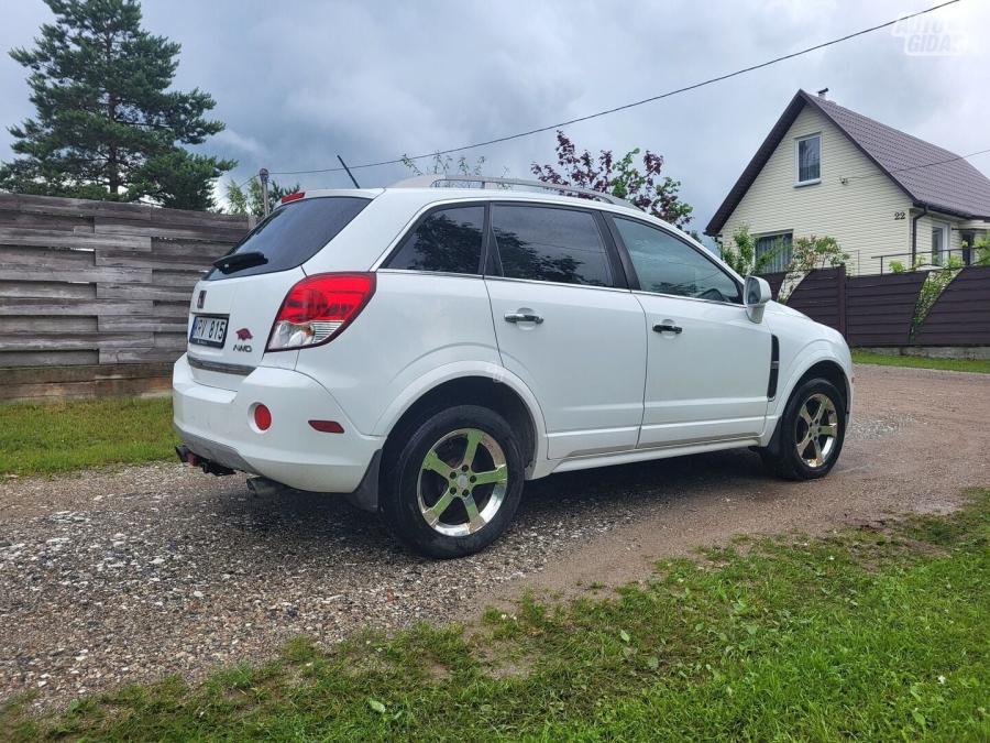 White Opel Antara 2009 in Vilnius, with an engine capacity of 3.60 L and mileage of 270 thousand km for 3300 €, photo 5 on AUTOMOTO.COM.LV