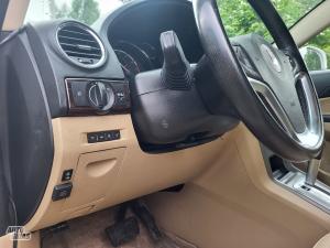 White Opel Antara 2009 in Vilnius, with an engine capacity of 3.60 L and mileage of 270 thousand km for 3300 €, photo 11 on AUTOMOTO.COM.LV