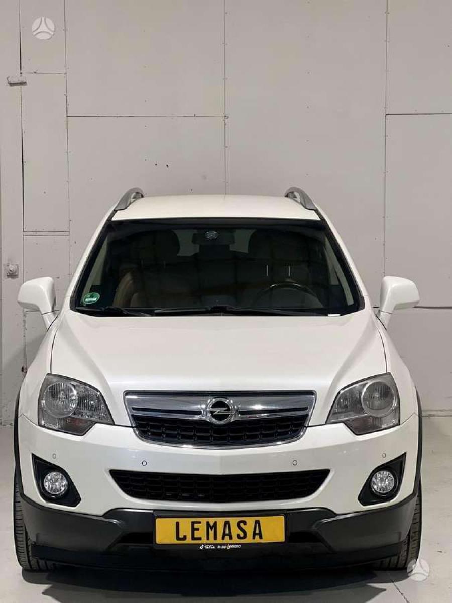 White Opel Antara 2011 in Klaipeda, with an engine capacity of 2.23 L and mileage of 244 thousand km for 4500 €, photo 6 on AUTOMOTO.COM.LV