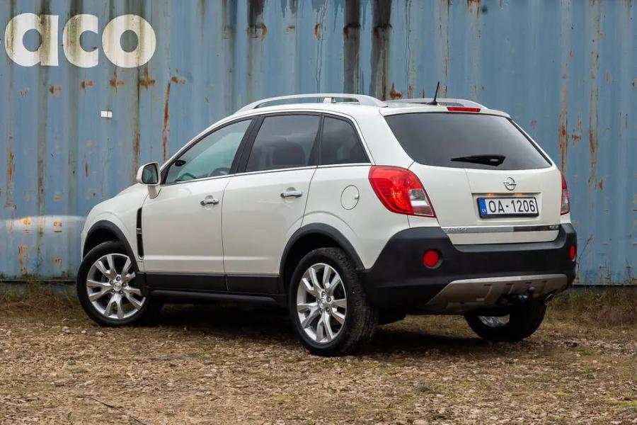 Balts Opel Antara 2011 Rīga, ar dzinēja tilpumu 2.20 L un nobraukumu 158 tūkst. km par 7295 €, foto 3 vietnē AUTOMOTO.COM.LV