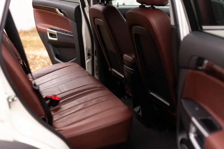 Balts Opel Antara 2011 Rīga, ar dzinēja tilpumu 2.20 L un nobraukumu 158 tūkst. km par 7295 €, foto 9 vietnē AUTOMOTO.COM.LV