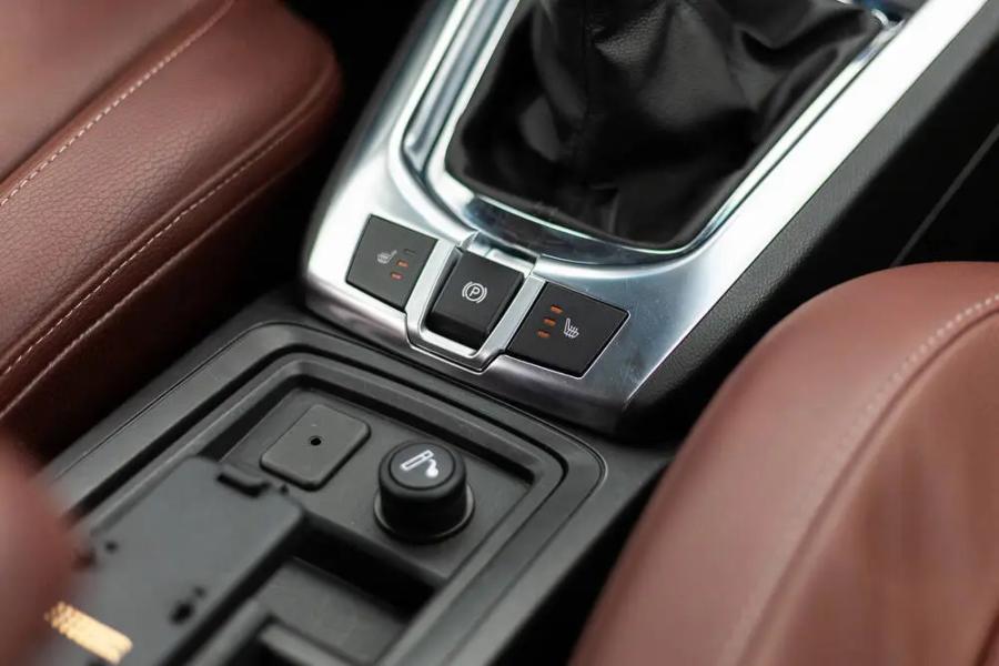 Balts Opel Antara 2011 Rīga, ar dzinēja tilpumu 2.20 L un nobraukumu 158 tūkst. km par 7295 €, foto 20 vietnē AUTOMOTO.COM.LV