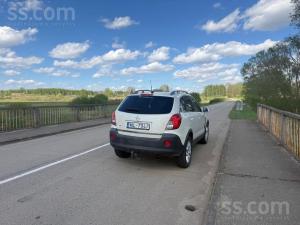 Белый Опель Антара 2011 в Лудза, объемом двигателя 2.20 л и пробегом 243 тыс. км за 3500 €, фото 4 на AUTOMOTO.COM.LV