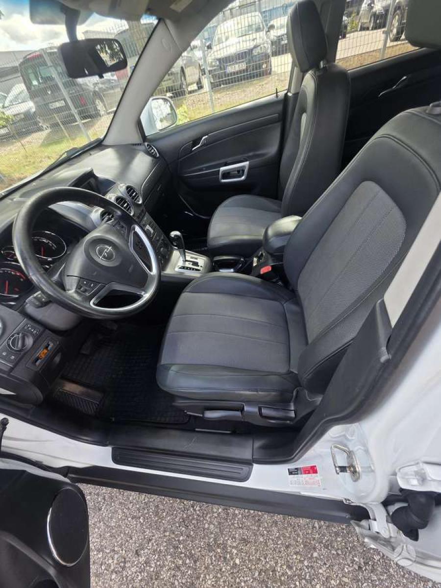 Balts Opel Antara 2011 Marijampole, ar dzinēja tilpumu 1.99 L un nobraukumu 252 tūkst. km par 3450 €, foto 15 vietnē AUTOMOTO.COM.LV