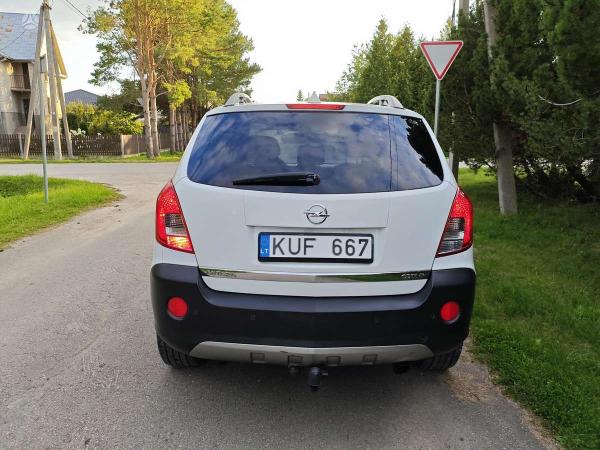 Balts Opel Antara 2011 Šauļi, ar dzinēja tilpumu 2.23 L un nobraukumu 264 tūkst. km par 4700 €, foto 6 vietnē AUTOMOTO.COM.LV