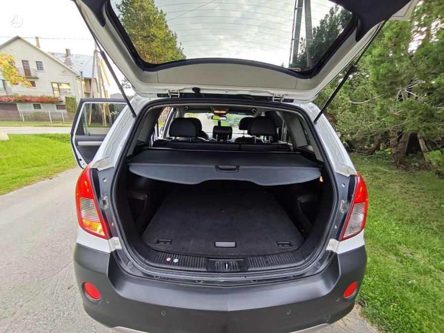 Balts Opel Antara 2011 Šauļi, ar dzinēja tilpumu 2.23 L un nobraukumu 264 tūkst. km par 4700 €, foto 18 vietnē AUTOMOTO.COM.LV