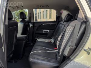 White Opel Antara 2011 in Jelgava, with an engine capacity of 2.20 L and mileage of 136 thousand km for 5700 €, photo 12 on AUTOMOTO.COM.LV