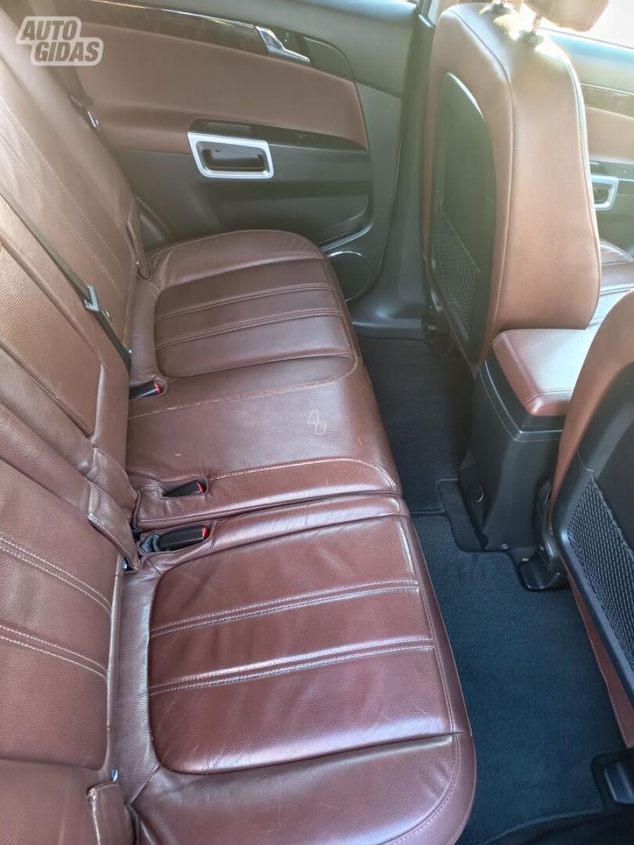 White Opel Antara 2011 in Druskininkai, with an engine capacity of 2.20 L and mileage of 356 thousand km for 3500 €, photo 7 on AUTOMOTO.COM.LV