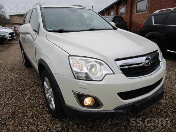 White Opel Antara 2012 in Daugavpils, with an engine capacity of 2.20 L and mileage of 149 thousand km for 6990 €, photo 7 on AUTOMOTO.COM.LV