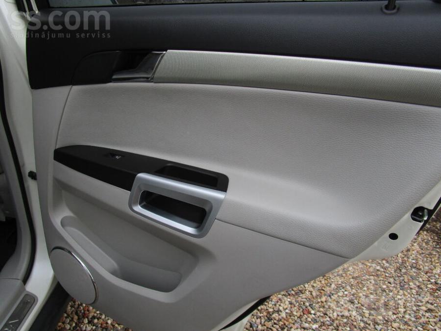 Balts Opel Antara 2012 Daugavpils, ar dzinēja tilpumu 2.20 L un nobraukumu 149 tūkst. km par 6990 €, foto 16 vietnē AUTOMOTO.COM.LV