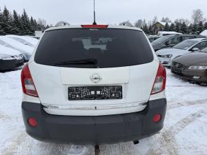 White Opel Antara 2012 in Utena, with an engine capacity of 2.20 L and mileage of 219 thousand km for 5400 €, photo 5 on AUTOMOTO.COM.LV