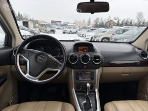 White Opel Antara 2012 in Utena, with an engine capacity of 2.20 L and mileage of 219 thousand km for 5400 €, photo 8 on AUTOMOTO.COM.LV