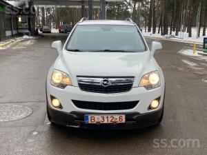 White Opel Antara 2012 in Riga, with an engine capacity of 2.20 L and mileage of 0 thousand km for 5899 €, photo 8 on AUTOMOTO.COM.LV