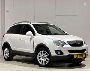 White Opel Antara 2012 in Klaipeda, with an engine capacity of 2.23 L and mileage of 190 thousand km for 4999 €, photo 19 on AUTOMOTO.COM.LV