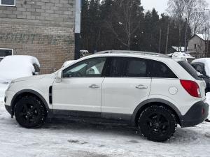 White Opel Antara 2012 in Utena, with an engine capacity of 2.20 L and mileage of 298 thousand km for 4750 €, photo 2 on AUTOMOTO.COM.LV