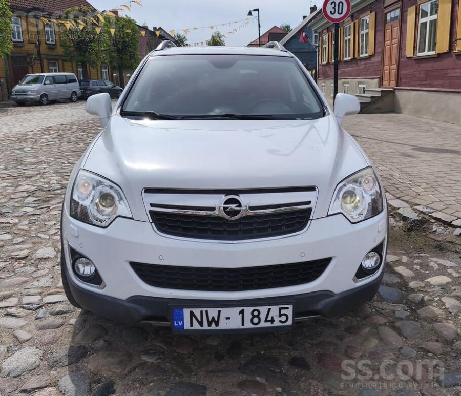 White Opel Antara 2012 in Jelgava, with an engine capacity of 2.20 L and mileage of 0 thousand km for 4990 €, photo 6 on AUTOMOTO.COM.LV