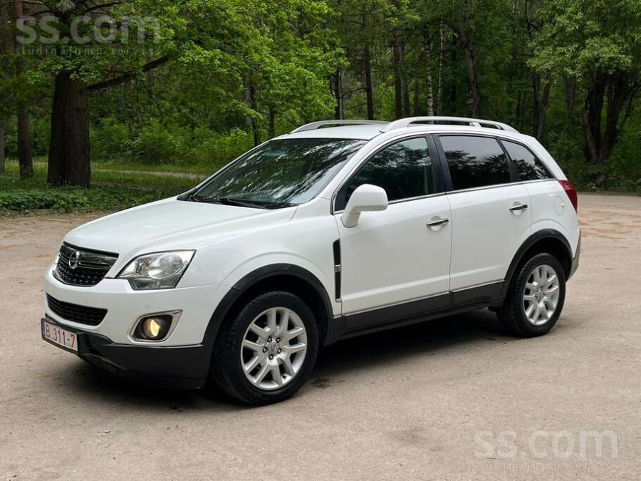 White Opel Antara 2012 in Riga, with an engine capacity of 2.20 L and mileage of 0 thousand km for 4599 €, photo 1 on AUTOMOTO.COM.LV