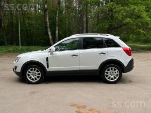 White Opel Antara 2012 in Riga, with an engine capacity of 2.20 L and mileage of 0 thousand km for 4599 €, photo 3 on AUTOMOTO.COM.LV