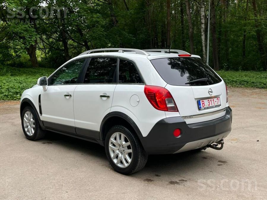 White Opel Antara 2012 in Riga, with an engine capacity of 2.20 L and mileage of 0 thousand km for 4599 €, photo 4 on AUTOMOTO.COM.LV