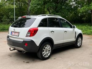 White Opel Antara 2012 in Riga, with an engine capacity of 2.20 L and mileage of 0 thousand km for 4599 €, photo 6 on AUTOMOTO.COM.LV
