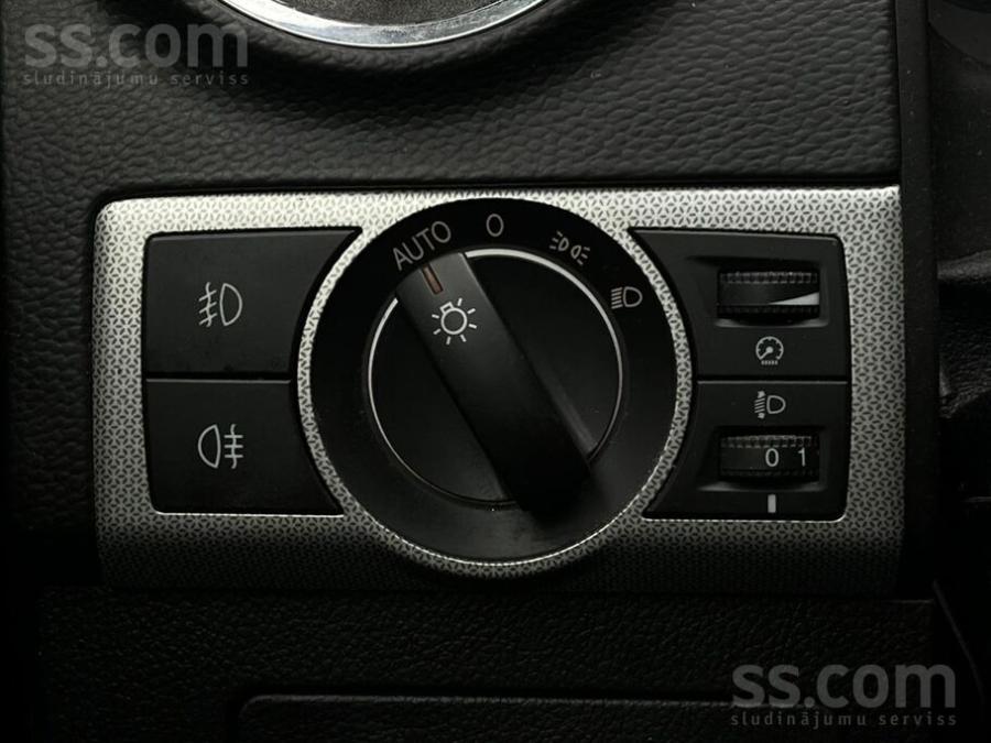White Opel Antara 2012 in Riga, with an engine capacity of 2.20 L and mileage of 0 thousand km for 4599 €, photo 14 on AUTOMOTO.COM.LV