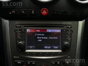 White Opel Antara 2012 in Riga, with an engine capacity of 2.20 L and mileage of 0 thousand km for 4599 €, photo 17 on AUTOMOTO.COM.LV