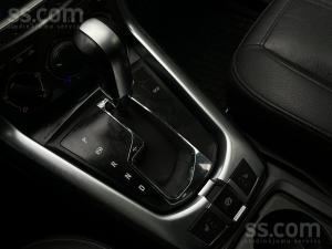 White Opel Antara 2012 in Riga, with an engine capacity of 2.20 L and mileage of 0 thousand km for 4599 €, photo 19 on AUTOMOTO.COM.LV
