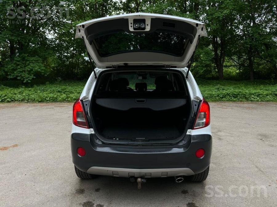 White Opel Antara 2012 in Riga, with an engine capacity of 2.20 L and mileage of 0 thousand km for 4599 €, photo 22 on AUTOMOTO.COM.LV