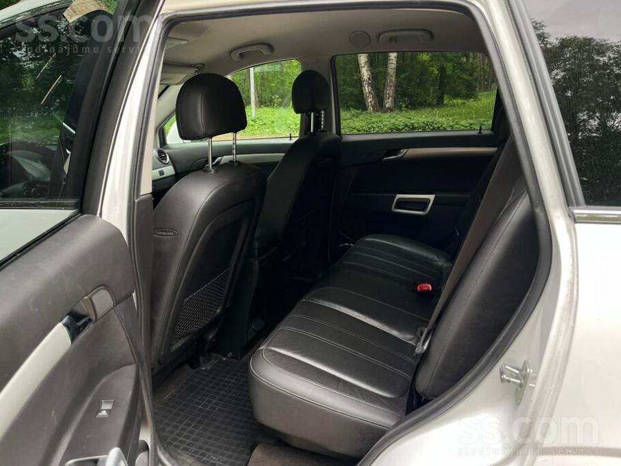 White Opel Antara 2012 in Riga, with an engine capacity of 2.20 L and mileage of 0 thousand km for 4599 €, photo 23 on AUTOMOTO.COM.LV