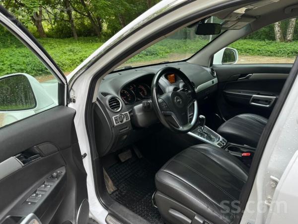 Balts Opel Antara 2012 Rīga, ar dzinēja tilpumu 2.20 L un nobraukumu 0 tūkst. km par 4599 €, foto 8 vietnē AUTOMOTO.COM.LV