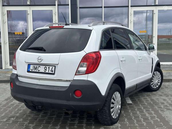 White Opel Antara 2012 in Vilnius, with an engine capacity of 2.23 L and mileage of 348 thousand km for 3500 €, photo 6 on AUTOMOTO.COM.LV